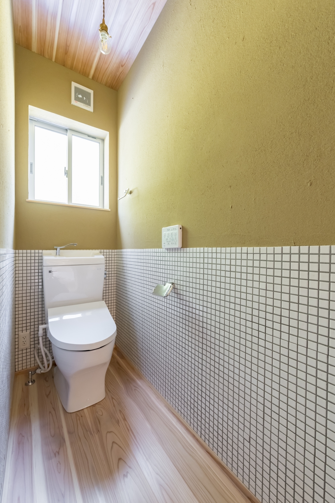 トイレ - 施工事例｜静岡県三島市の注文住宅・新築戸建てなら工務店の山田建築（タッチハウス）